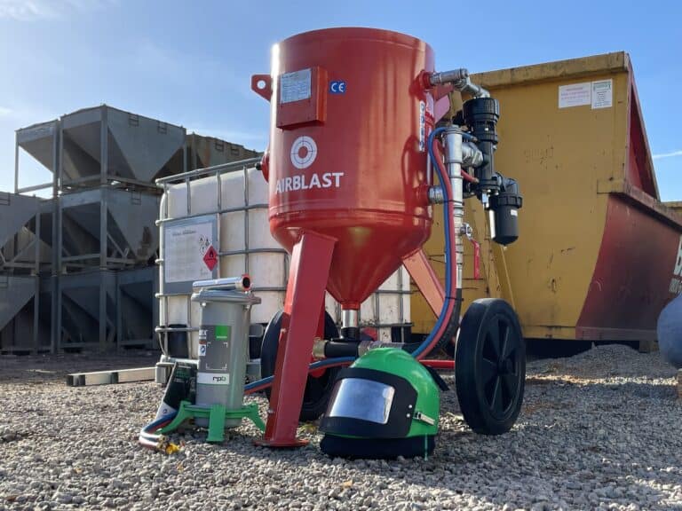 What are blast pots used for? - Airblast Limited